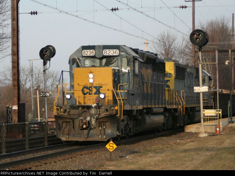 CSX 8236